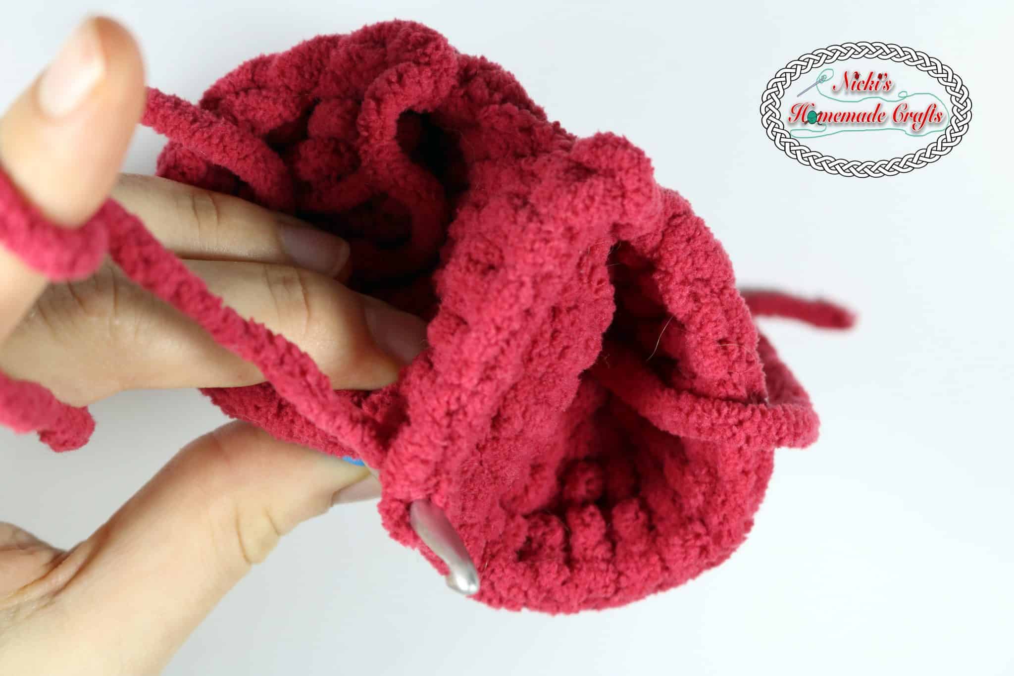 Beautiful Crochet Stuffed Heart - Free Pattern - Nicki's Homemade Crafts