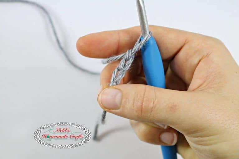 How to Crochet an I-Cord Easily with this Photo & Video Tutorial