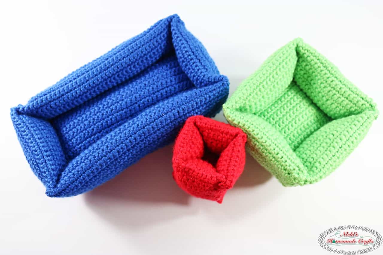 Super Fun Stackable Crochet Bricks - Free Pattern For Kids - Nicki's ...