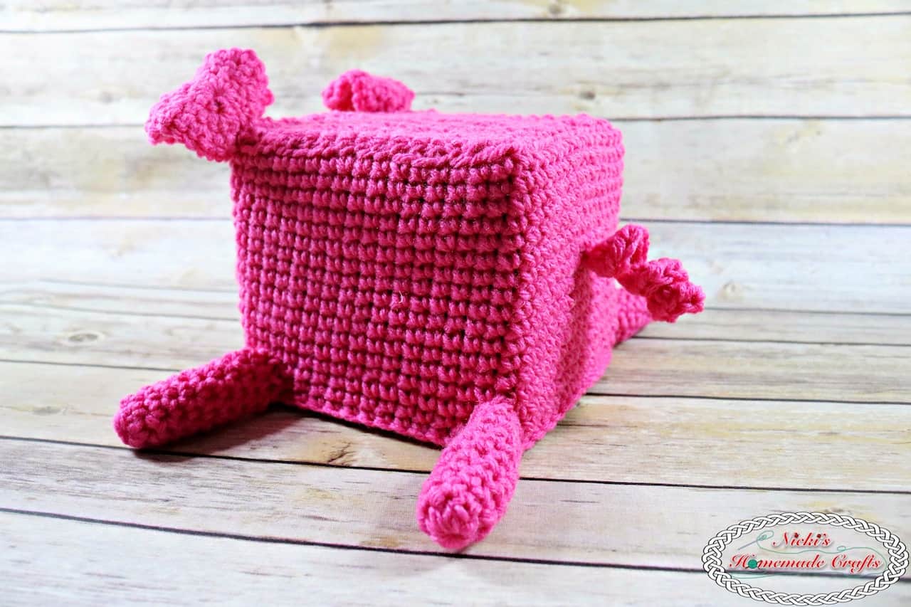 Adorable Crochet Piggy Bank - FREE Pattern - Nicki's Homemade Crafts
