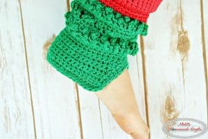 How to Crochet Cute Christmas Santa & Elf Booties Easily