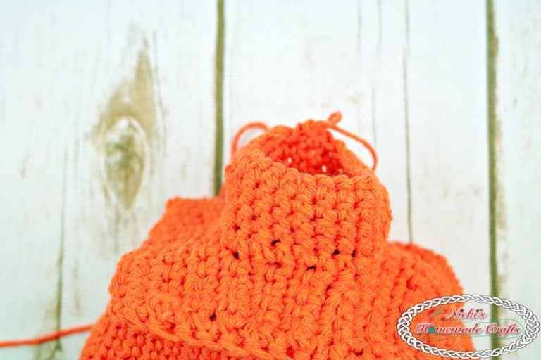 Secret Pumpkin Tissue Box Cover - Free Crochet Pattern - Nicki's ...