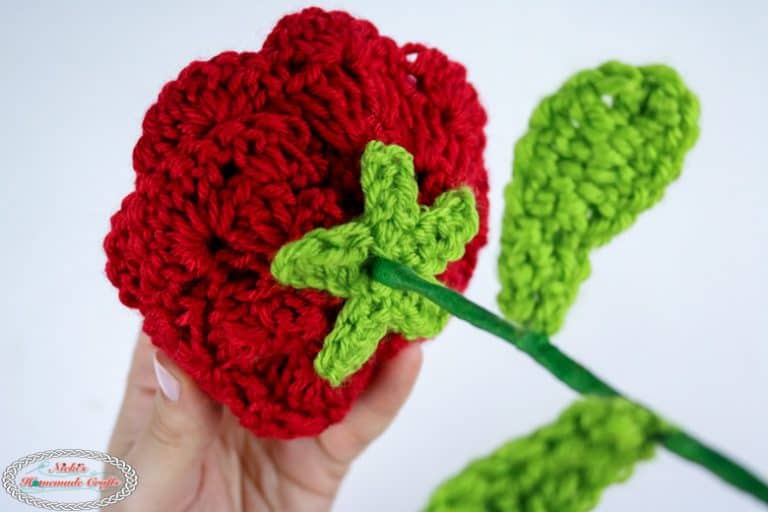 Rose Pattern with wired Stem and Leaves- Nicki's Homemade Crafts