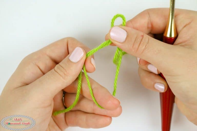 Easy Crochet Magic Circle (Magic Ring) Tutorial - Nicki's Homemade Crafts