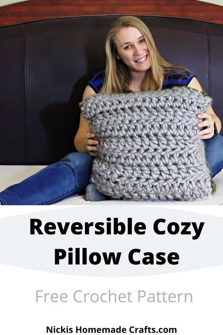 Reversible Pillow with Cozy Jumbo Yarn - Free Crochet Pattern - Nicki's ...