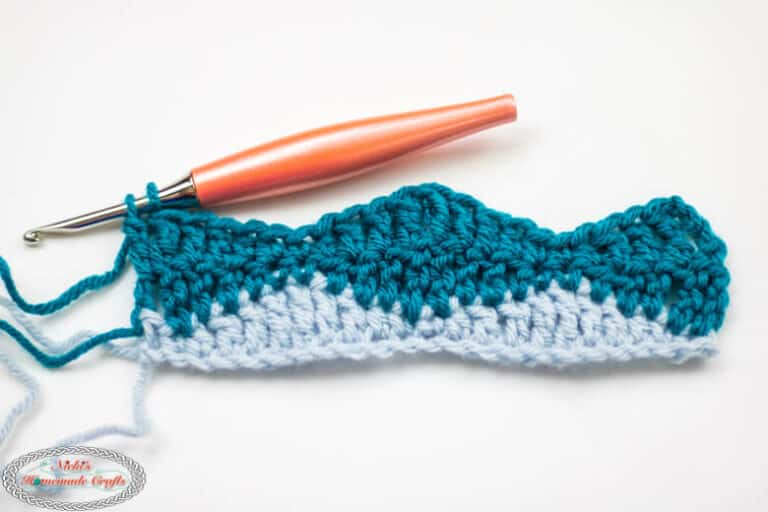 Crochet the Rolling Waves Stitch Easily - Nicki's Homemade Crafts