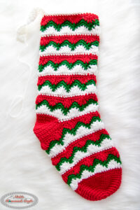 Free Chevron Crochet Christmas Stocking Pattern - Nicki's Homemade Crafts