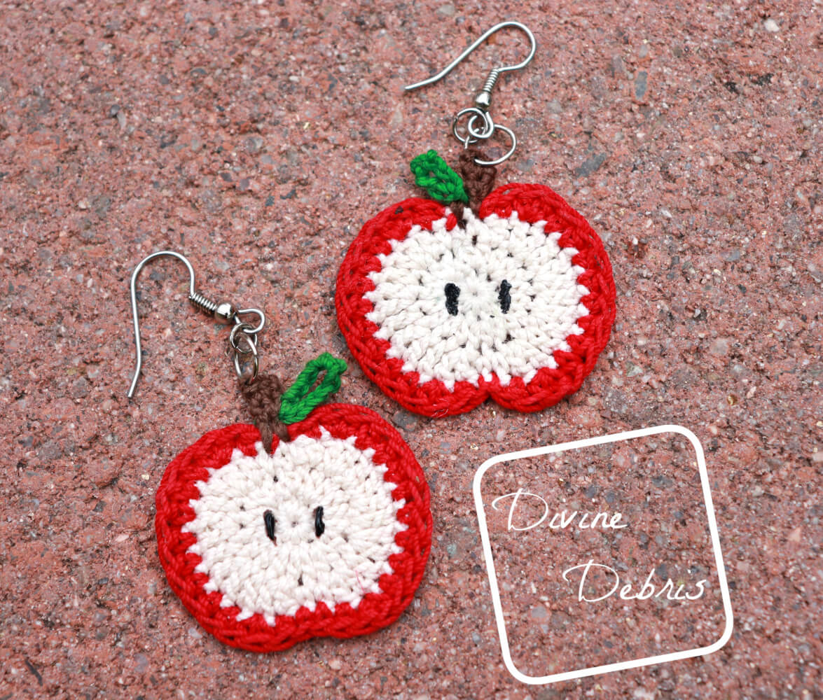 10 Free Crochet Apple Patterns - Nicki's Homemade Crafts