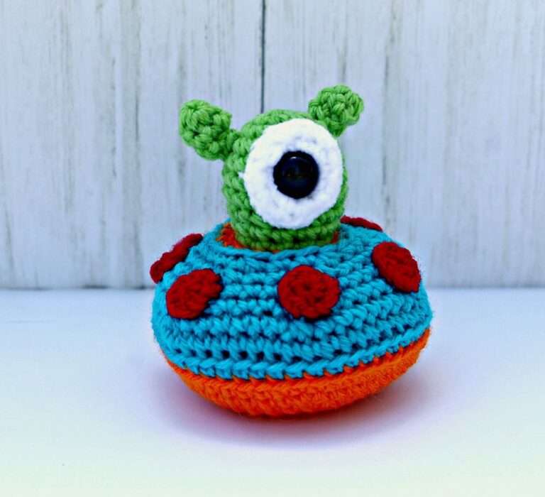 10 Fun FREE Science Fiction Crochet Patterns - Nicki's Homemade Crafts