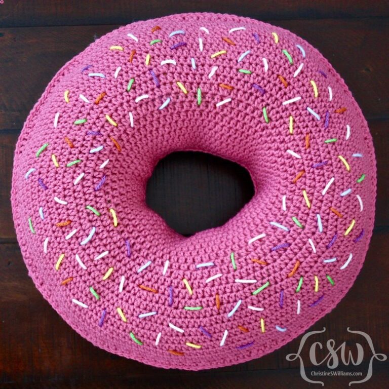 10 Yummy FREE Crochet Donut Patterns - Nicki's Homemade Crafts