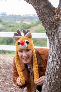 Crochet Reindeer Hat with Moving Ears - FREE Pattern - Nicki's Homemade ...