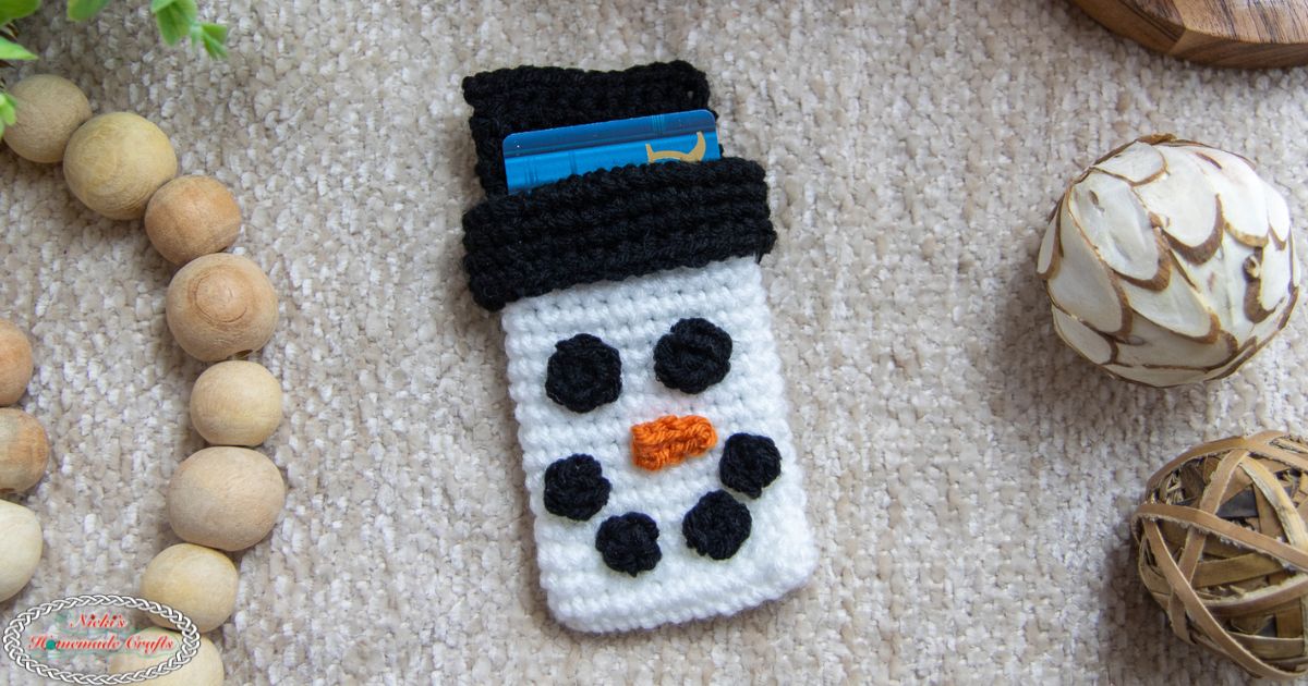 Free Crochet Snowman Gift Card Holder Pattern - Quick & Easy - Nicki's ...