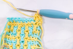 How to: Reversible Overlay Mosaic Crochet - Free Tutorial - Nicki's ...