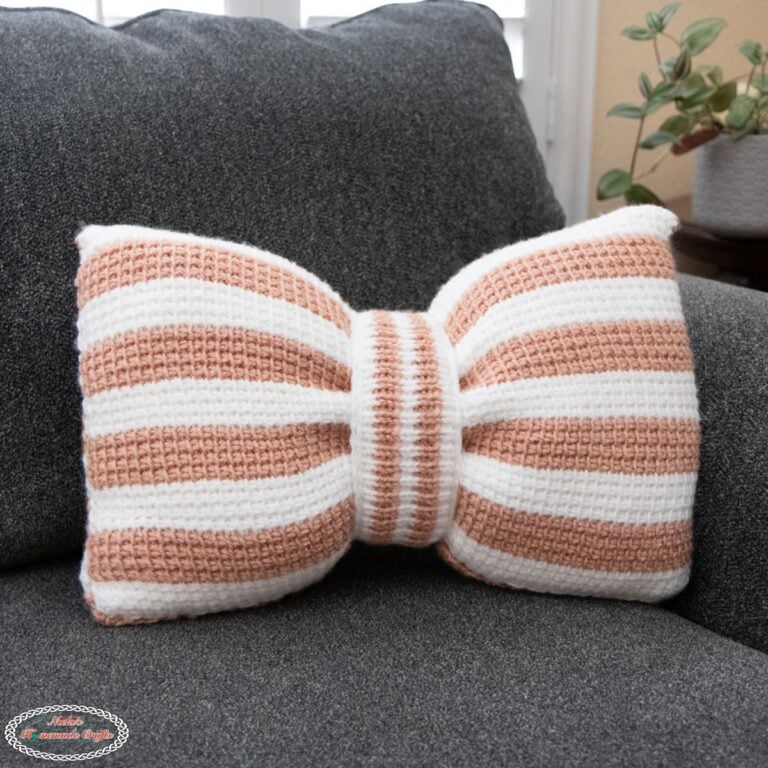 Free Tunisian Crochet BOW PILLOW Pattern - Nicki's Homemade Crafts