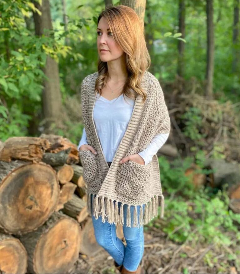 10 Free Cozy Crochet Pocket Shawl Patterns - Nicki's Homemade Crafts