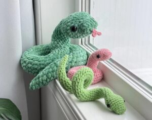 10 Amazing FREE Crochet Snake Patterns - Nicki's Homemade Crafts