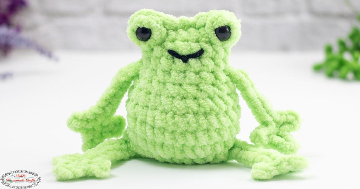 Free No-Sew Crochet Frog Pattern – The Cutest Leggy Froggy for Craft ...