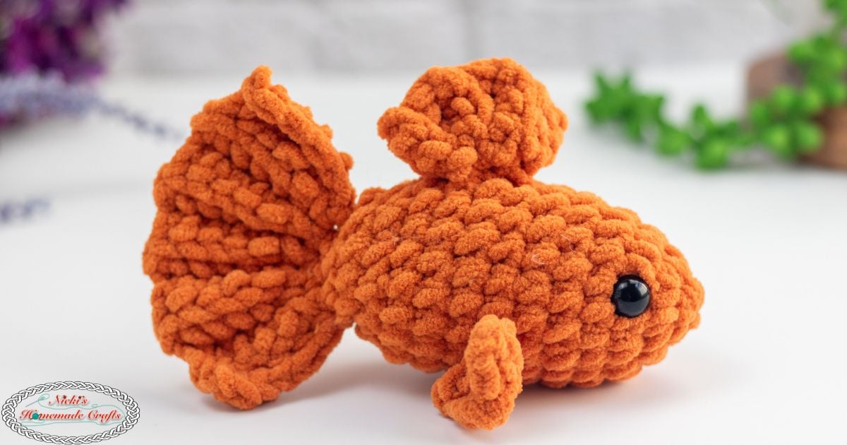 No-Sew Crochet Fish Pattern with Video – Free, Fast & Fun! - Nicki's ...