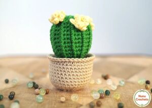 20 Free Crochet Houseplant Patterns That Stay Green Forever - Nicki's ...